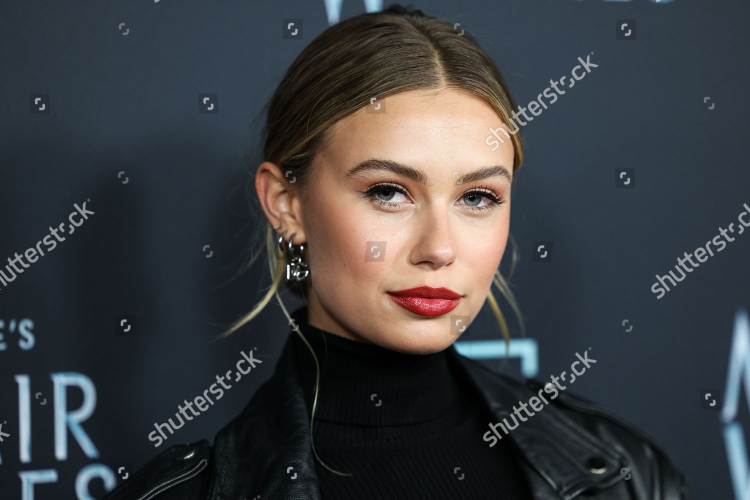 Elizabeth Jamrozy Arrives Los Angeles Premiere Editorial Stock Photo ...
