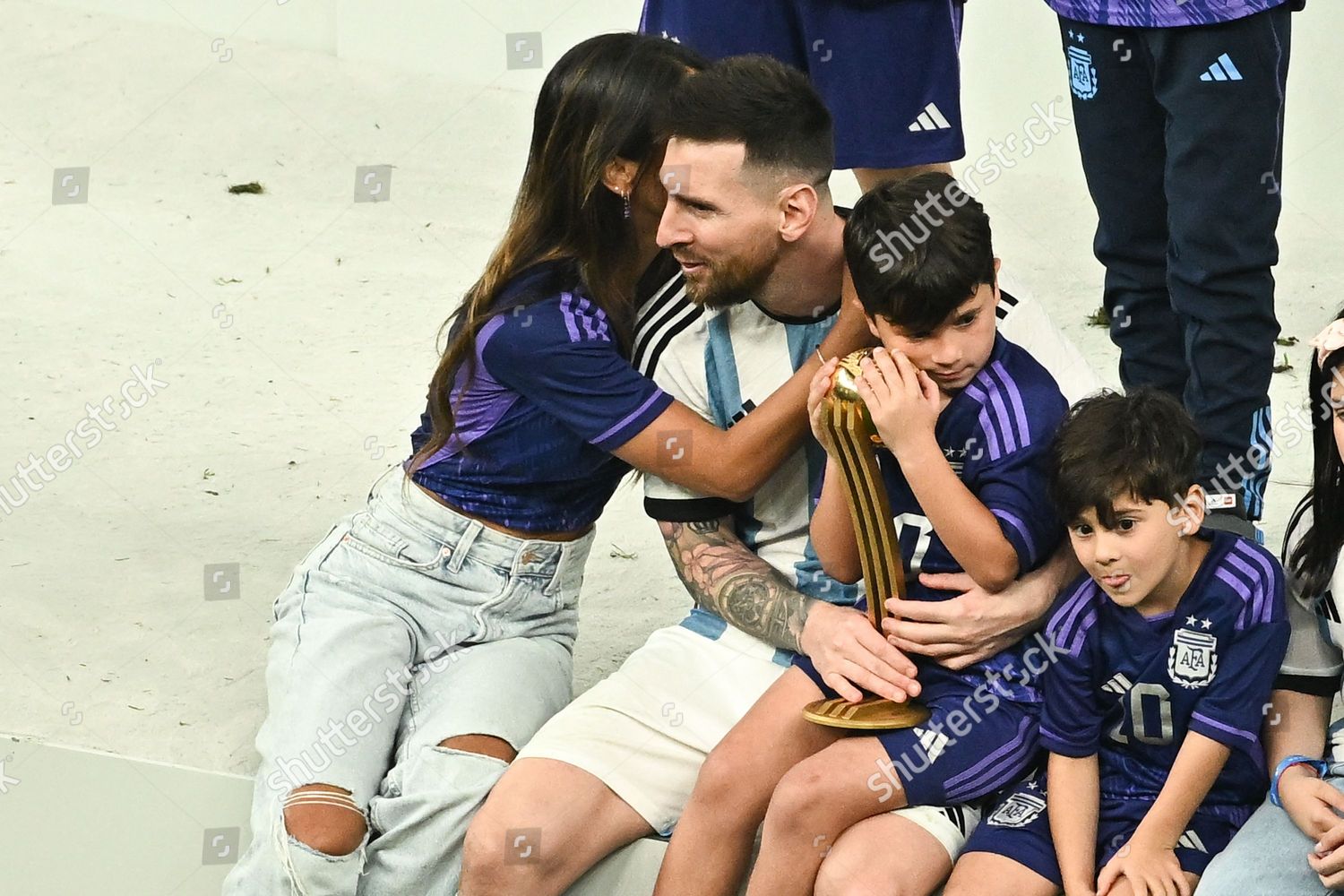 Antonella Roccuzzo Lionel Messi His Sons Editorial Stock Photo - Stock ...
