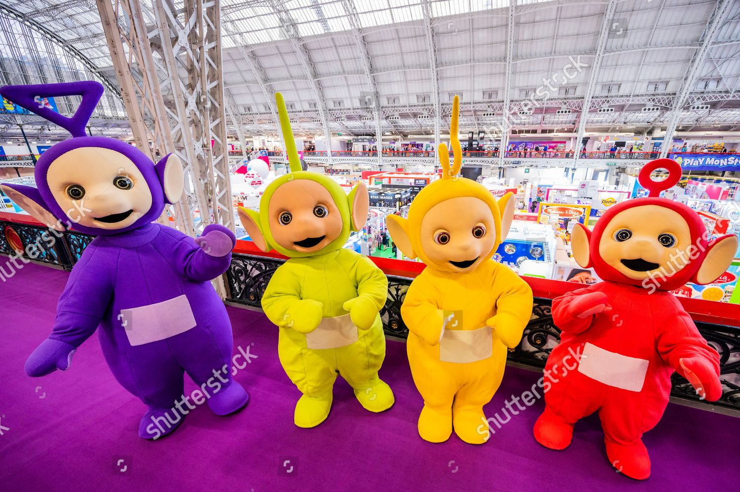 Teletubbies Always Prominent Character Parade Giant Editorial Stock ...