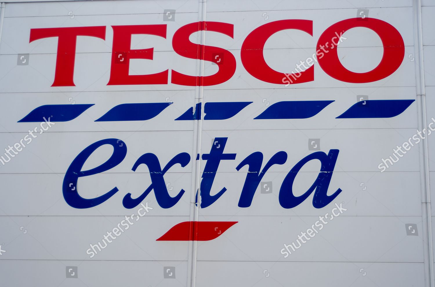 Tesco Extra Store Slough Berkshire Supermarket Editorial Stock Photo tesco-extra-store-slough-berkshire-supermarket-editorial-stock-photo