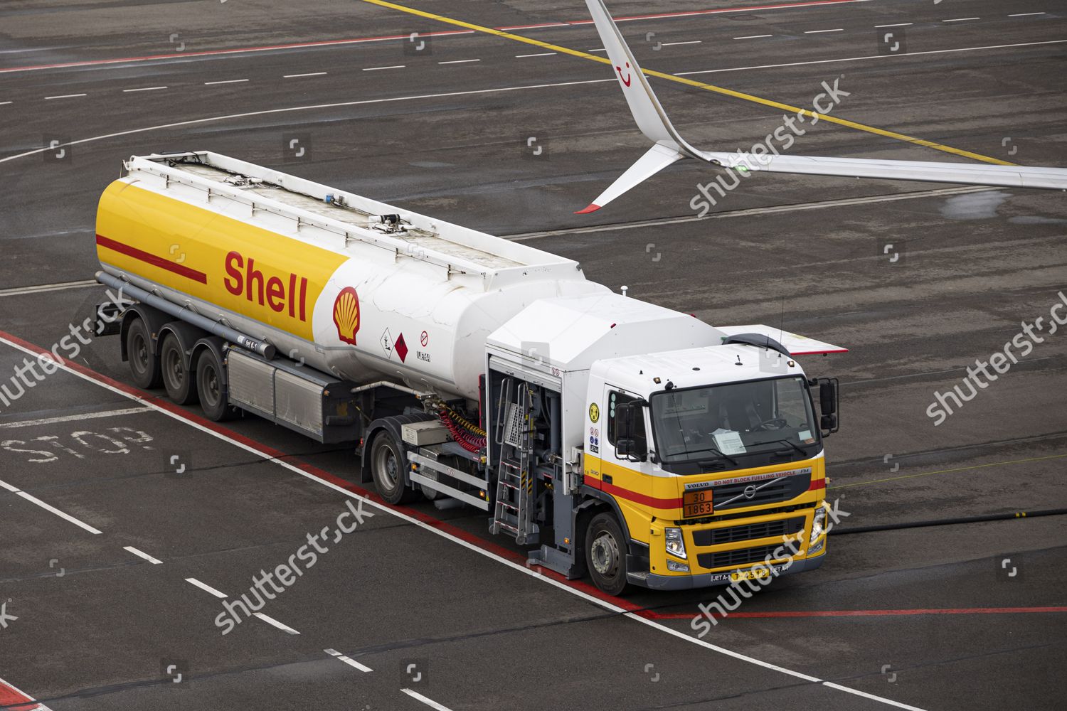 Shell Tanker Truck Jeta1 Aviation Fuel Editorial Stock Photo - Stock ...
