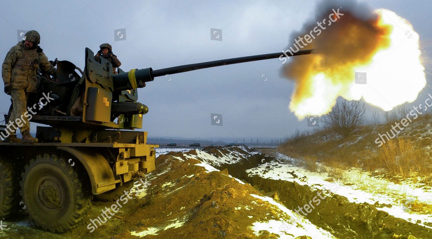 Ukrainian Soldiers Fire Antiaircraft Gun Position Editorial Stock Photo ...
