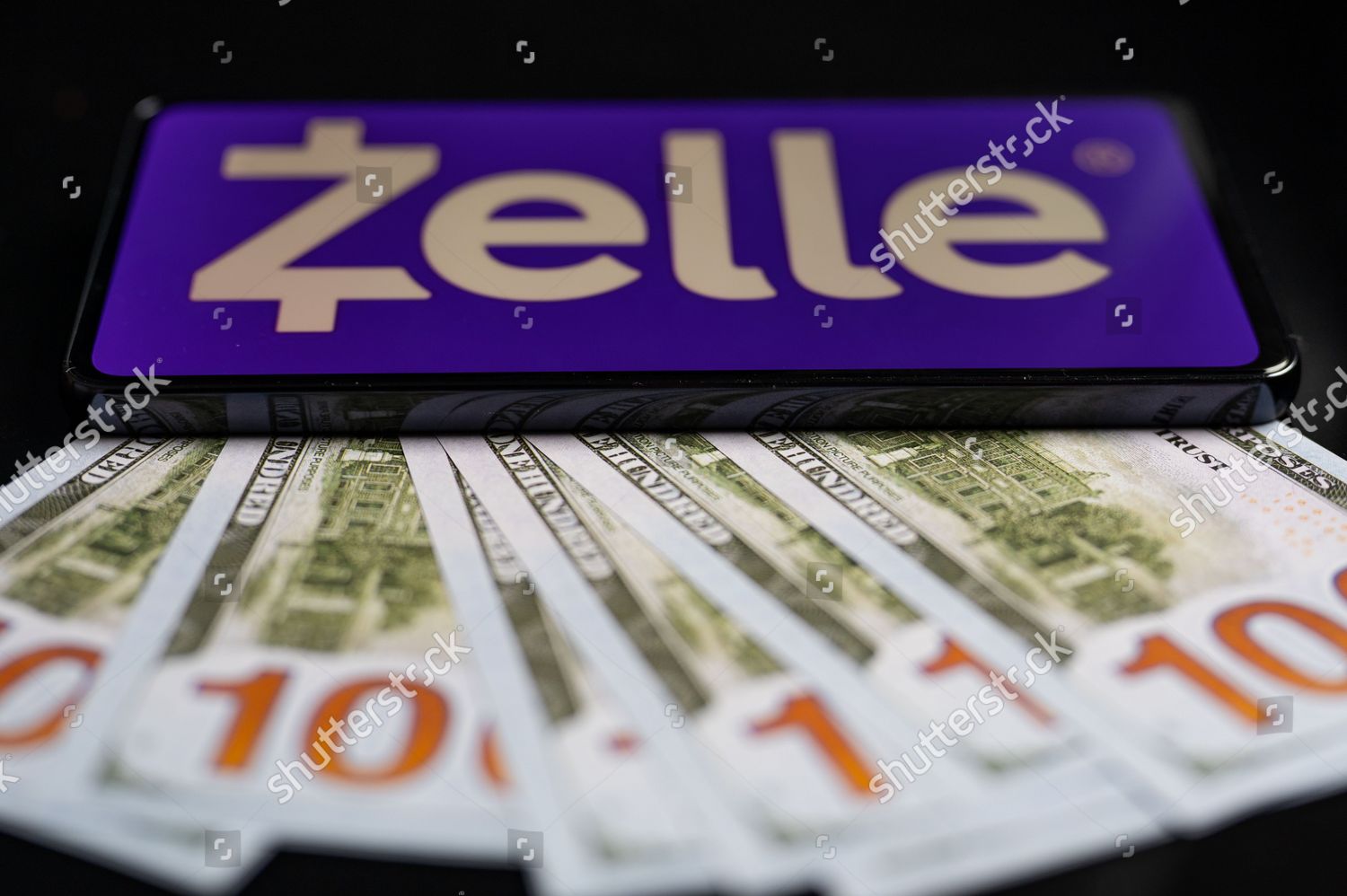 Zelle Logo On Screen Display Zelle Editorial Stock Photo - Stock Image ...
