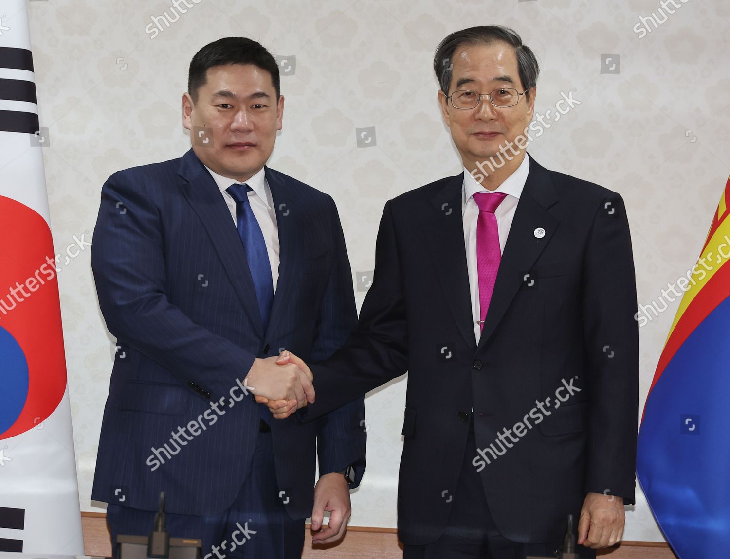 South Korean Prime Minister Han Ducksoo Editorial Stock Photo - Stock ...