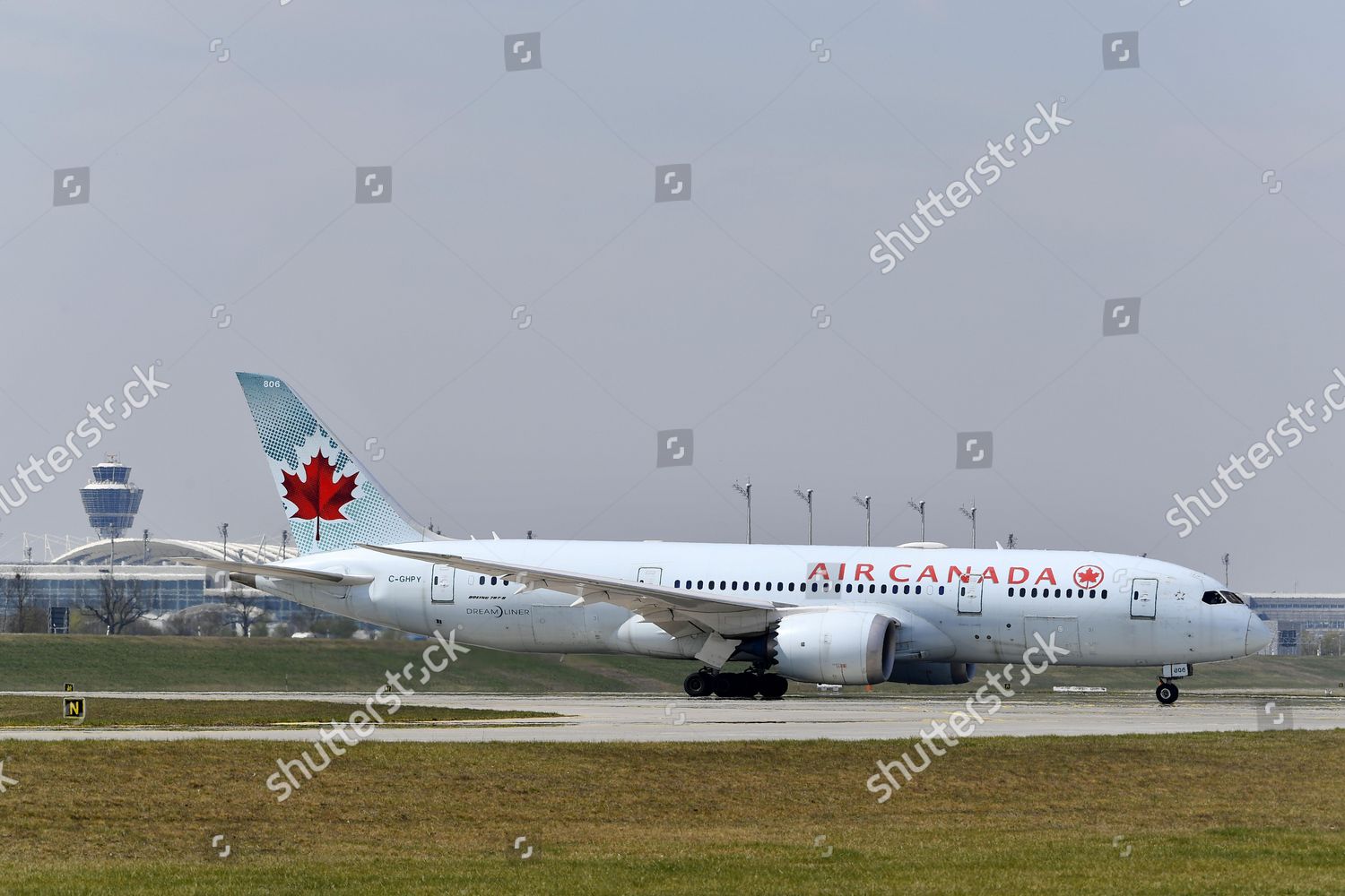 Air Canada Tower Boeing B7879 B Editorial Stock Photo - Stock Image ...