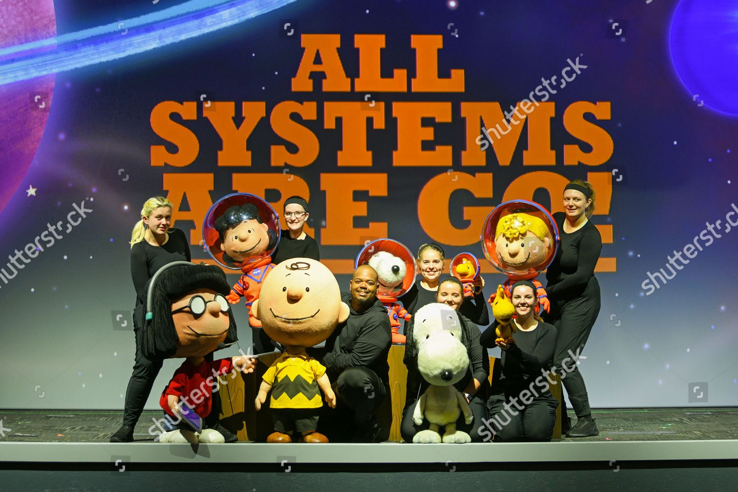 Peanuts Characters Their Puppeteers Pose Following Editorial Stock ...