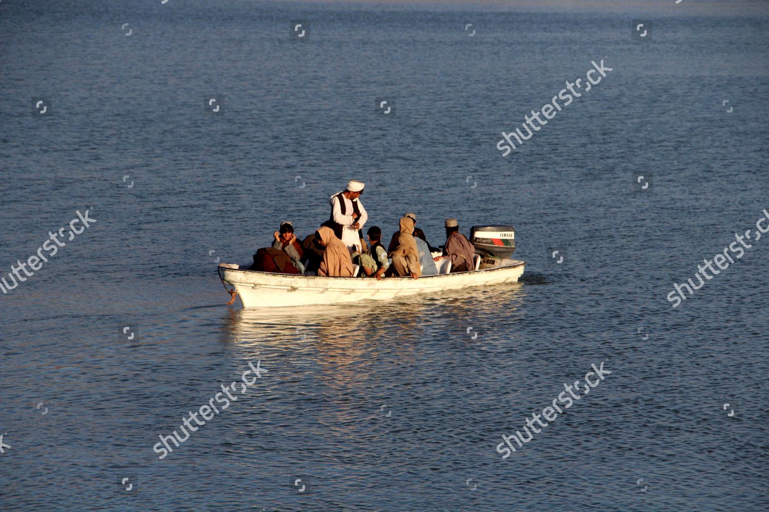 People Visit Dahla Dam Kandahar Afghanistan Editorial Stock Photo ...