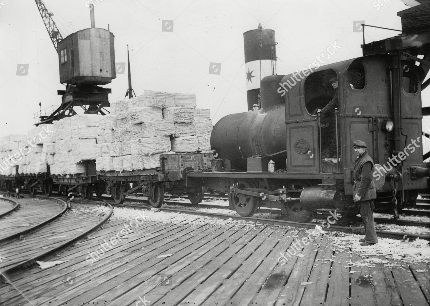 Papermaking Empire Paper Mills Greenhithe Kent Editorial Stock Photo ...