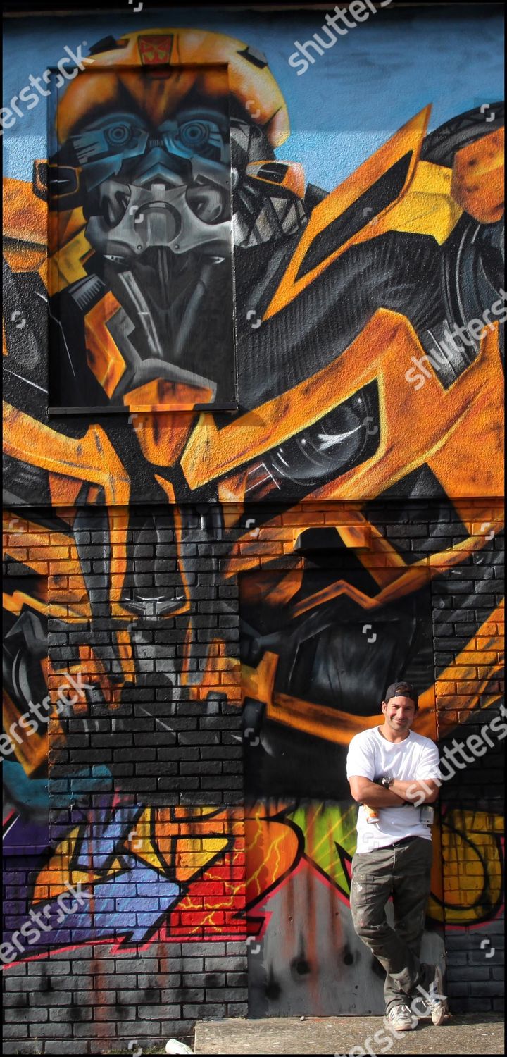 Jxc Josh Colwell Giant Transformers Mural Editorial Stock Photo - Stock ...