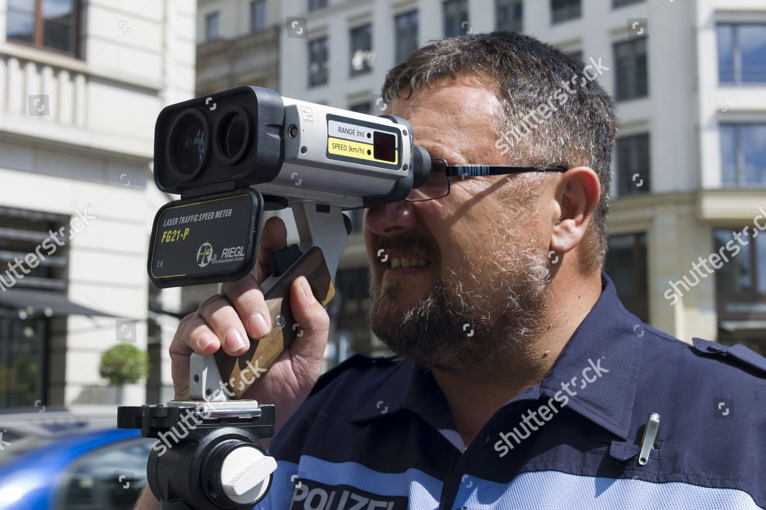 Police Officer Laser Gun Speed Monitoring Editorial Stock Photo - Stock ...