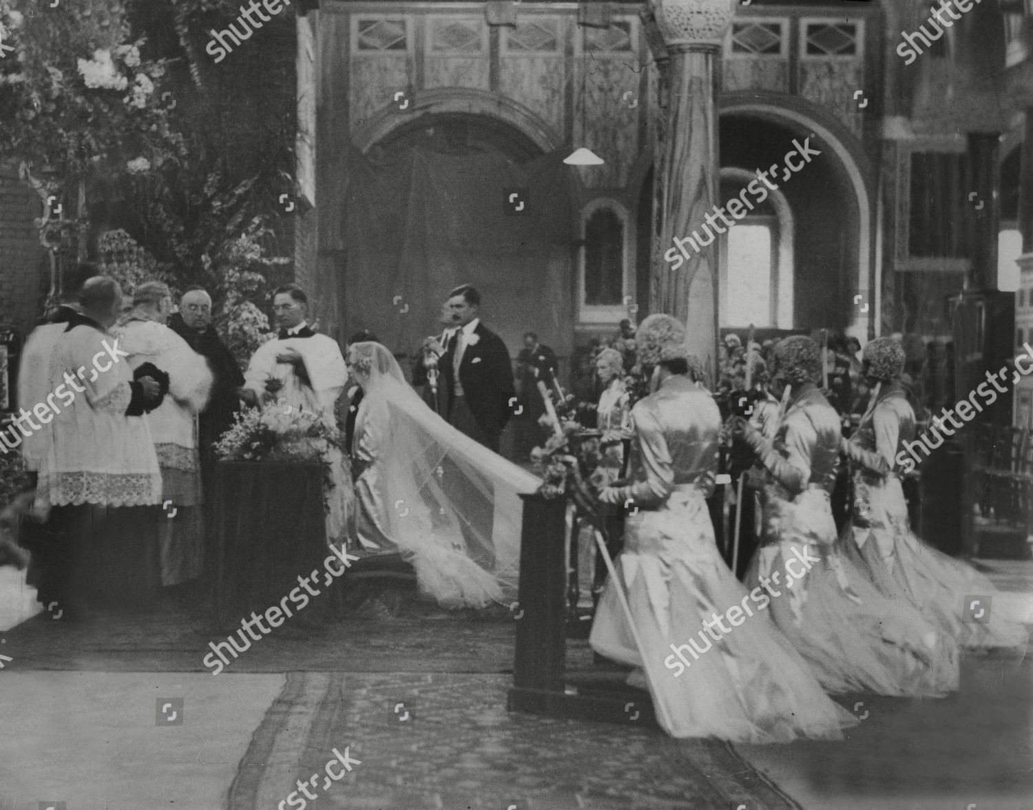 Wedding Westminster Cathedral Between Viscount Pollington Editorial ...