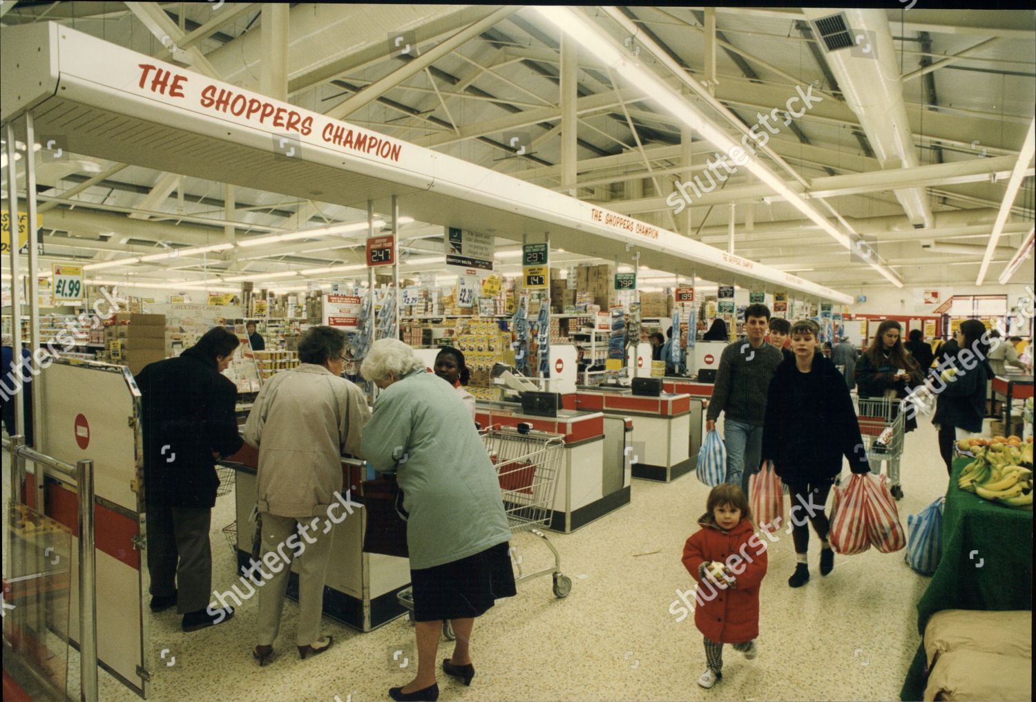 People Shopping Kwik Save Supermarket Battersea Editorial Stock Photo ...