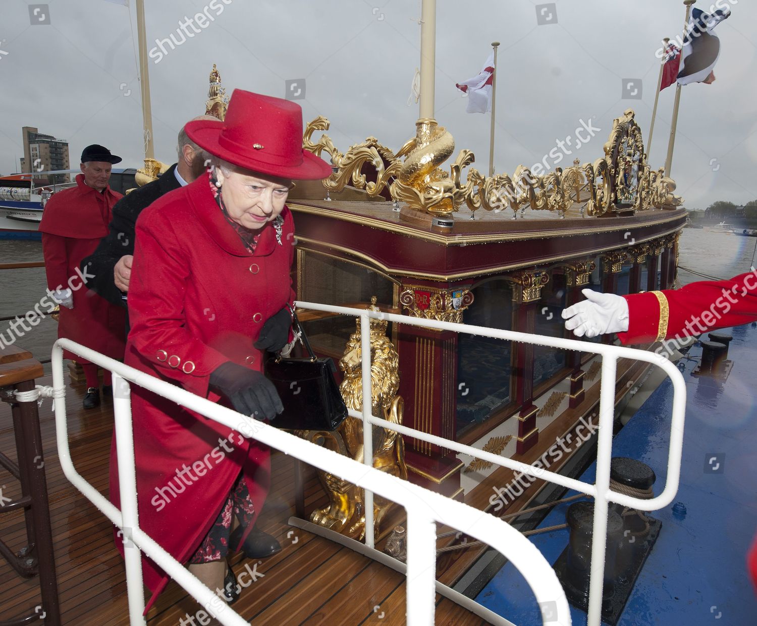 Queen Elizabeth Ii Royal Row Barge Editorial Stock Photo - Stock Image ...