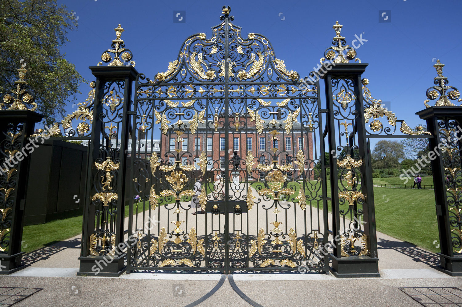 Gates Kensington Palace London England Britain Editorial Stock Photo ...