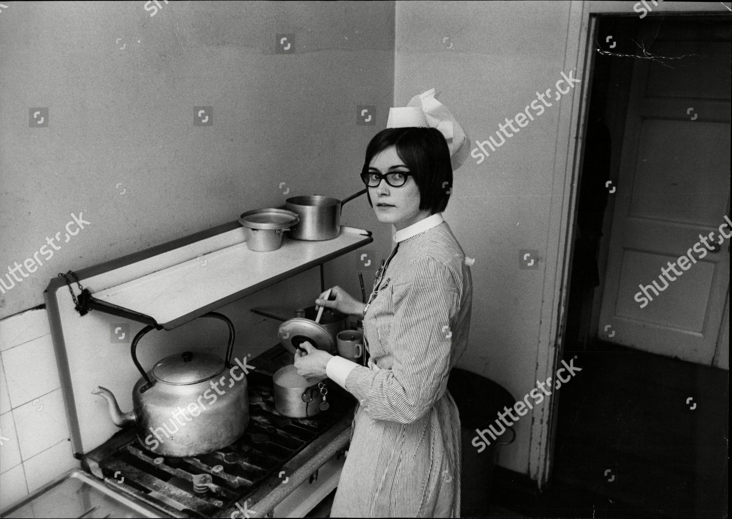Nurse Pauline Constable Cooking Putney Hospital Editorial Stock Photo ...