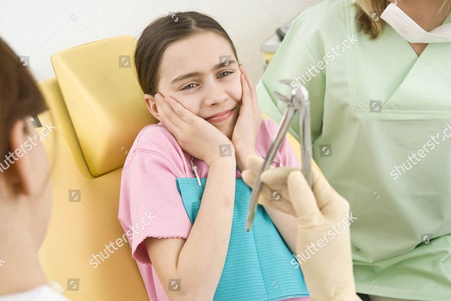 Model Released Girl Scared Tooth Being Editorial Stock Photo - Stock ...