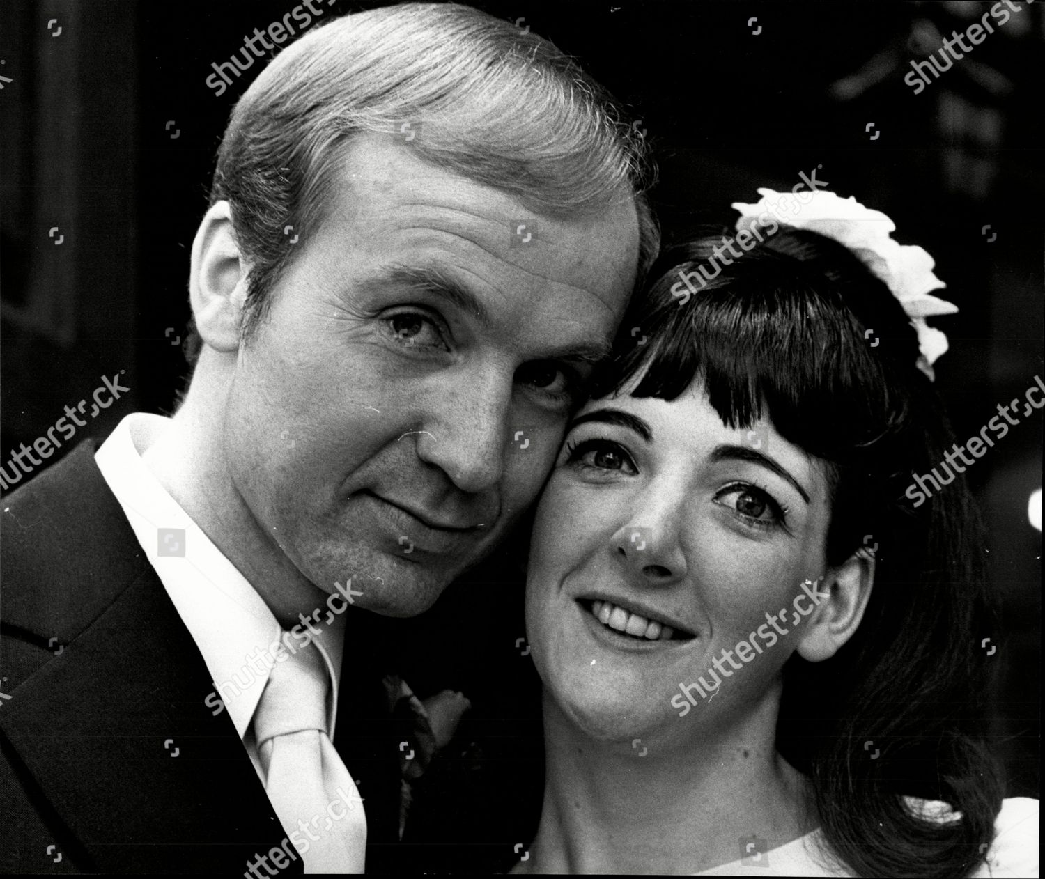 Donald Douglas Marries Fellow Actor Angela Editorial Stock Photo ...