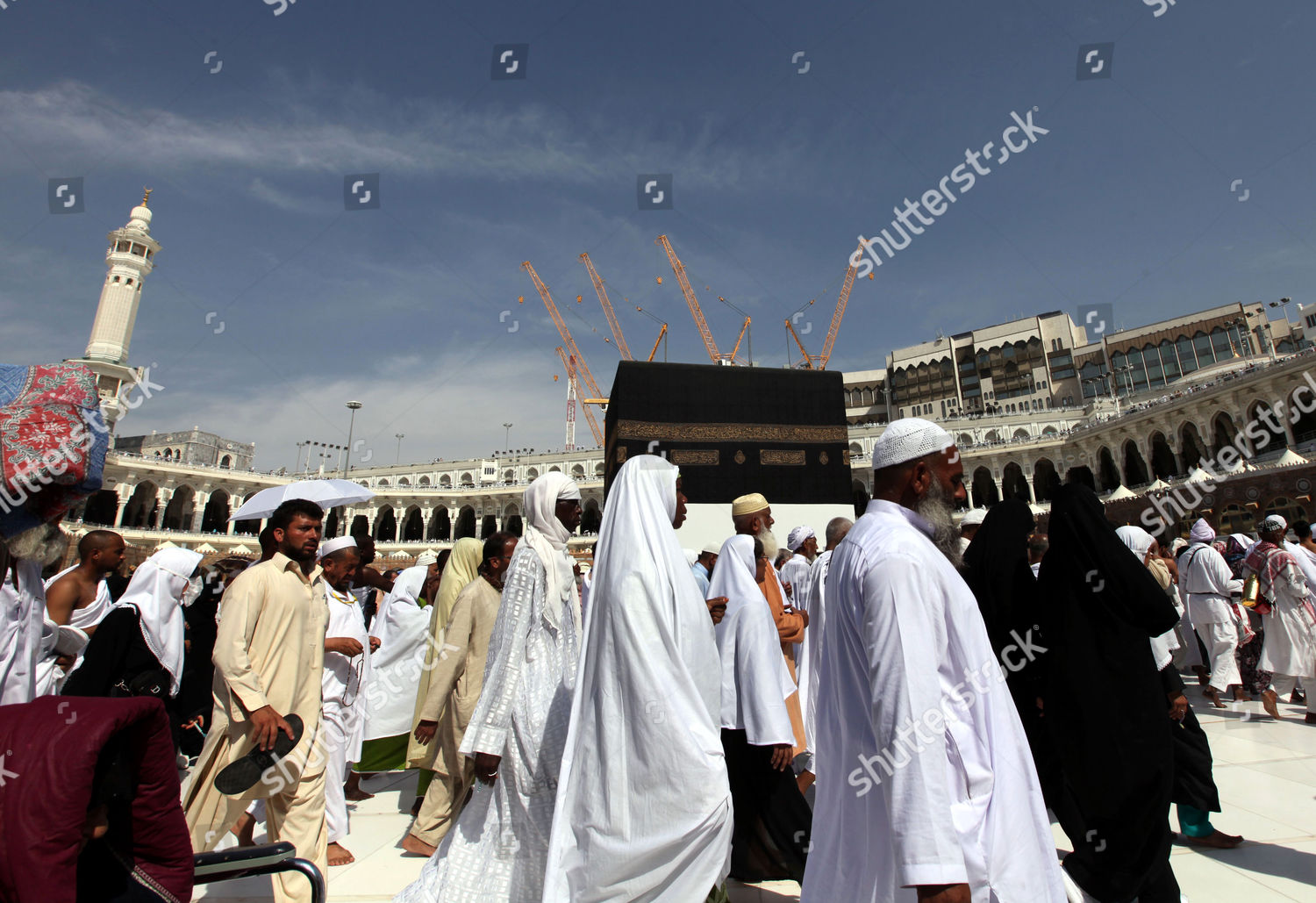 Muslim Pilgrims Walk Around Kaaba Grand Editorial Stock Photo - Stock ...