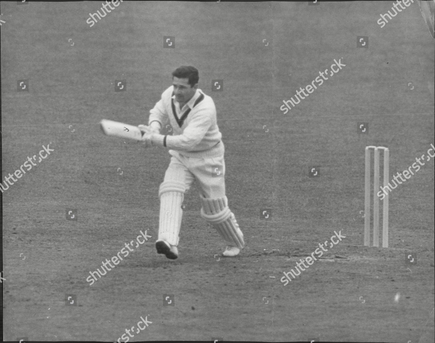 Australian Cricketer Neil Harvey Batting Worcester Editorial Stock ...