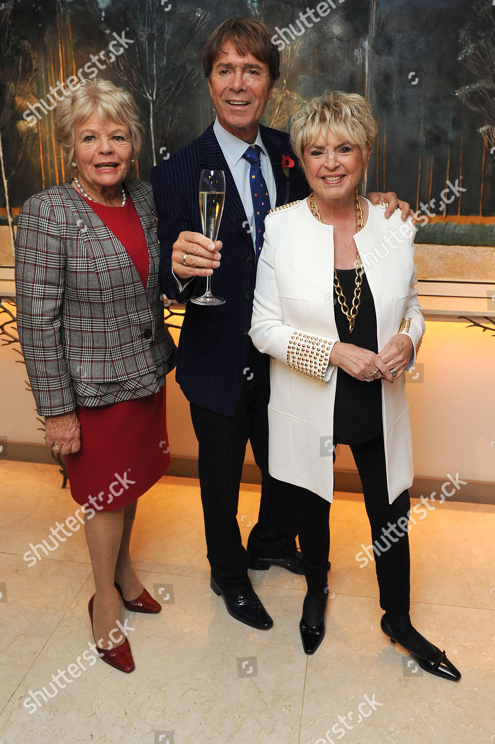 Judith Chalmers Sir Cliff Richard Glora Editorial Stock Photo - Stock ...