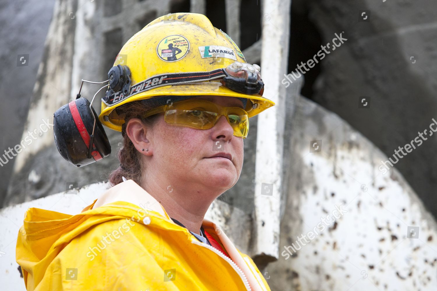 Female Construction Worker Building New Houses Editorial Stock Photo ...