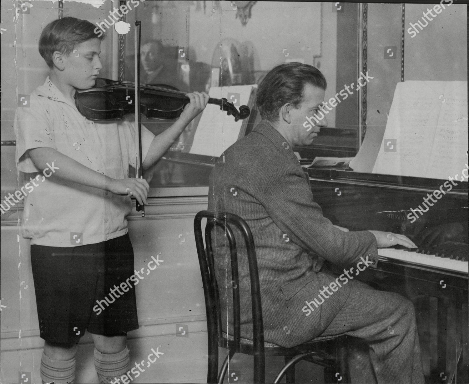 Yehudi Menuhin Violinist Child Hubert Giesen Editorial Stock Photo ...