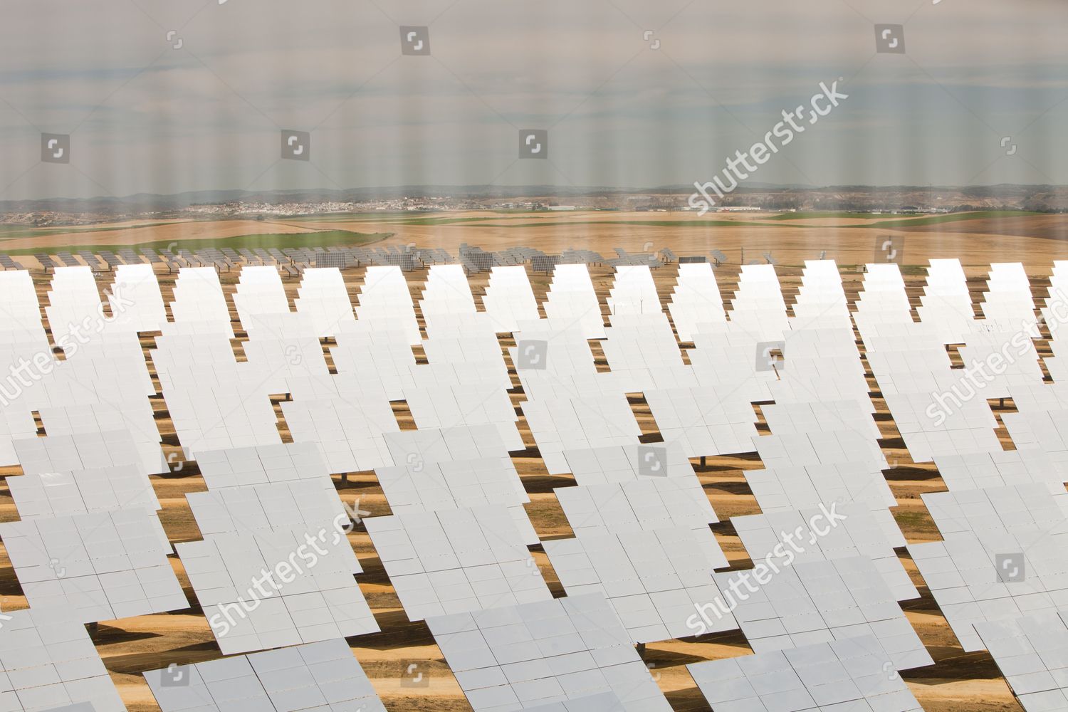 Heliostats Large Reflective Mirrors Directing Sunlight Editorial Stock ...