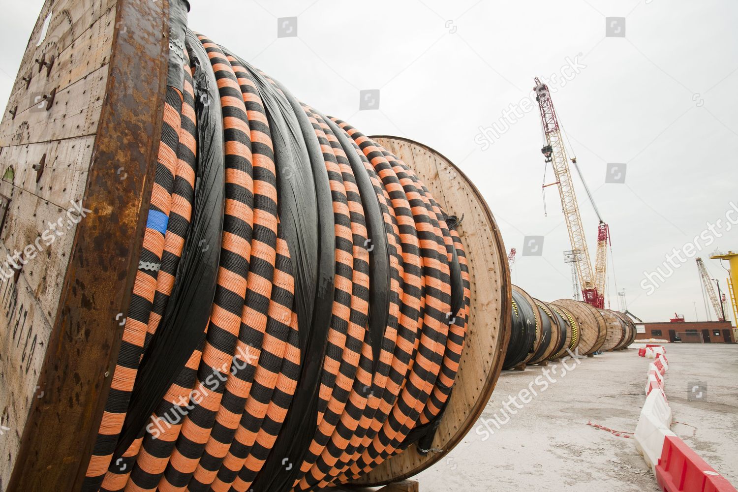 Offshore Electric Cabling Walney Offshore Windfarm Editorial Stock ...