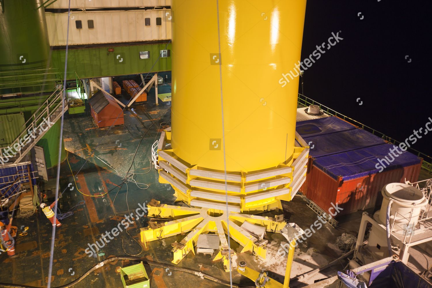 Jack Barge Goliath Lifting 320 Tonne Editorial Stock Photo - Stock ...