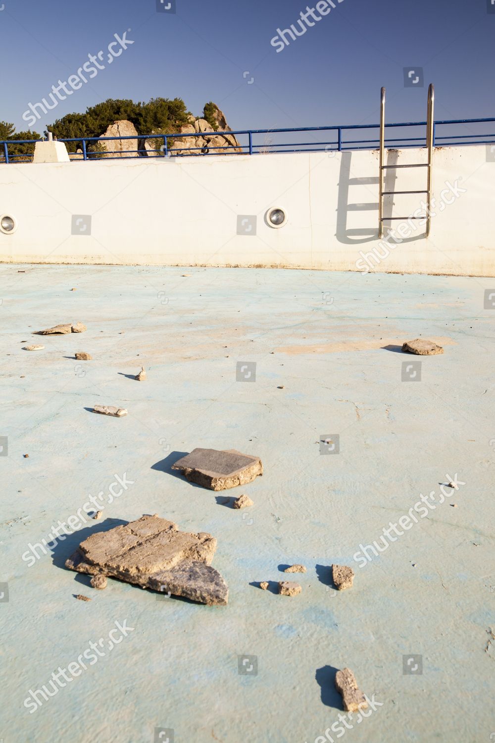 Derelict Swimming Pool Abandoned Holiday Complex Editorial Stock Photo ...