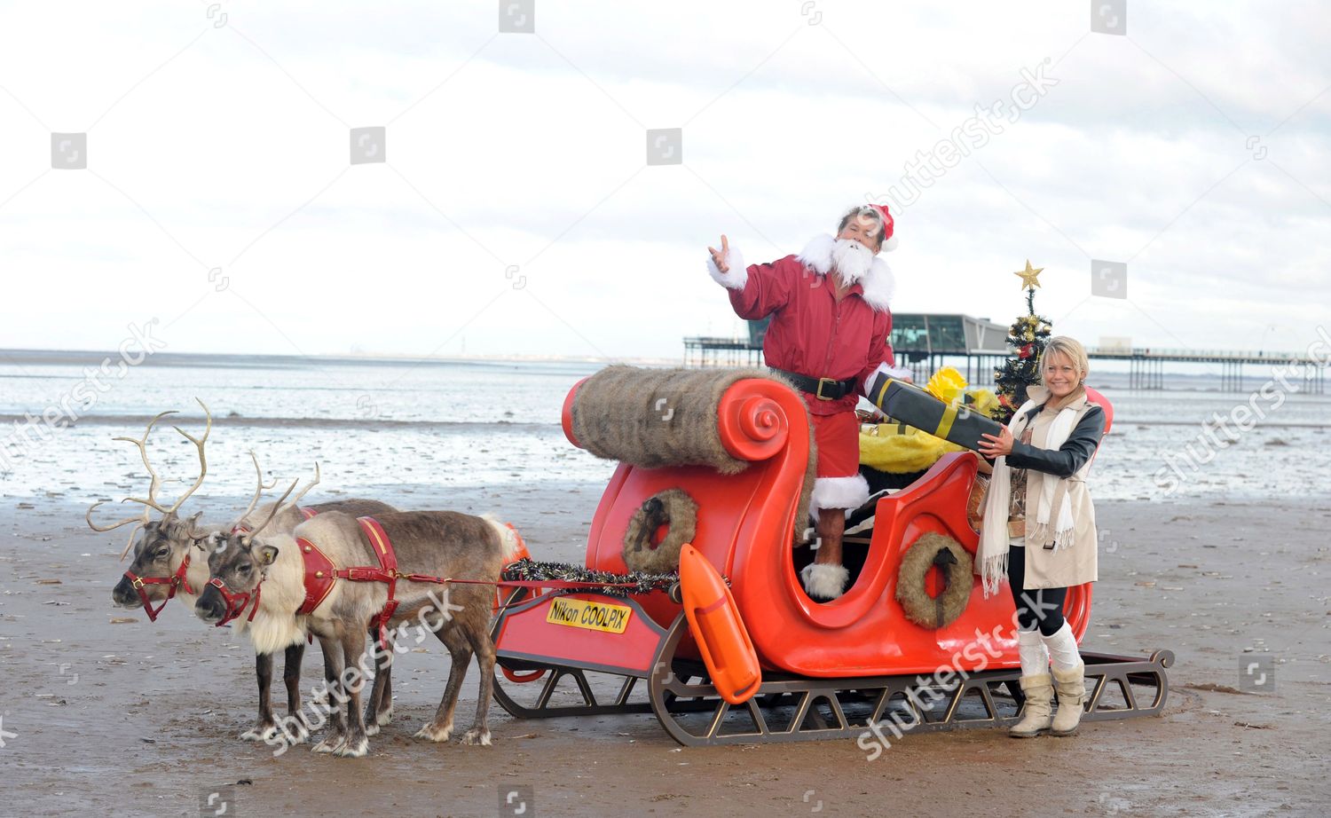 David Hasselhoff Father Christmas Angelina Ryan Editorial Stock Photo ...