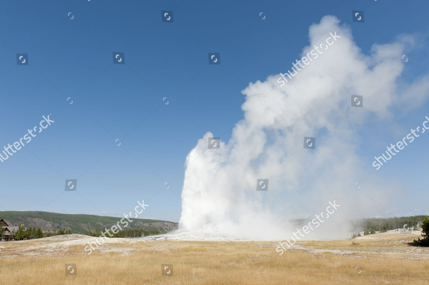 Hot Spring Eruption Geyser Water Fountain Editorial Stock Photo - Stock ...