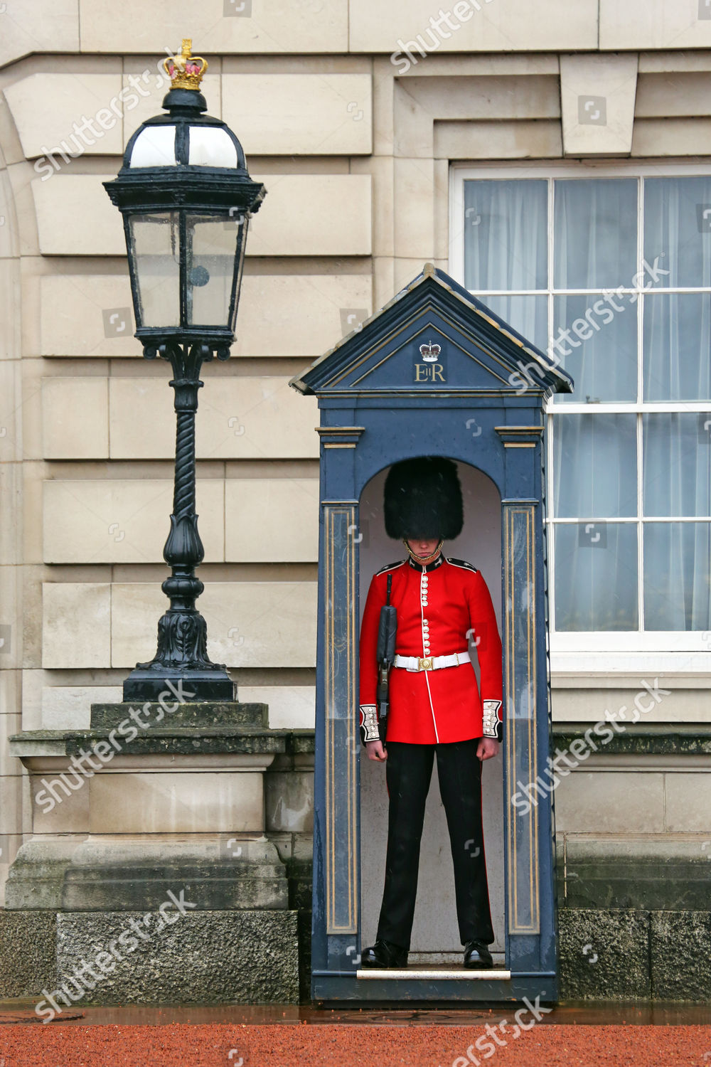 Royal Guards Buckingham Palace Their Summer Editorial Stock Photo ...