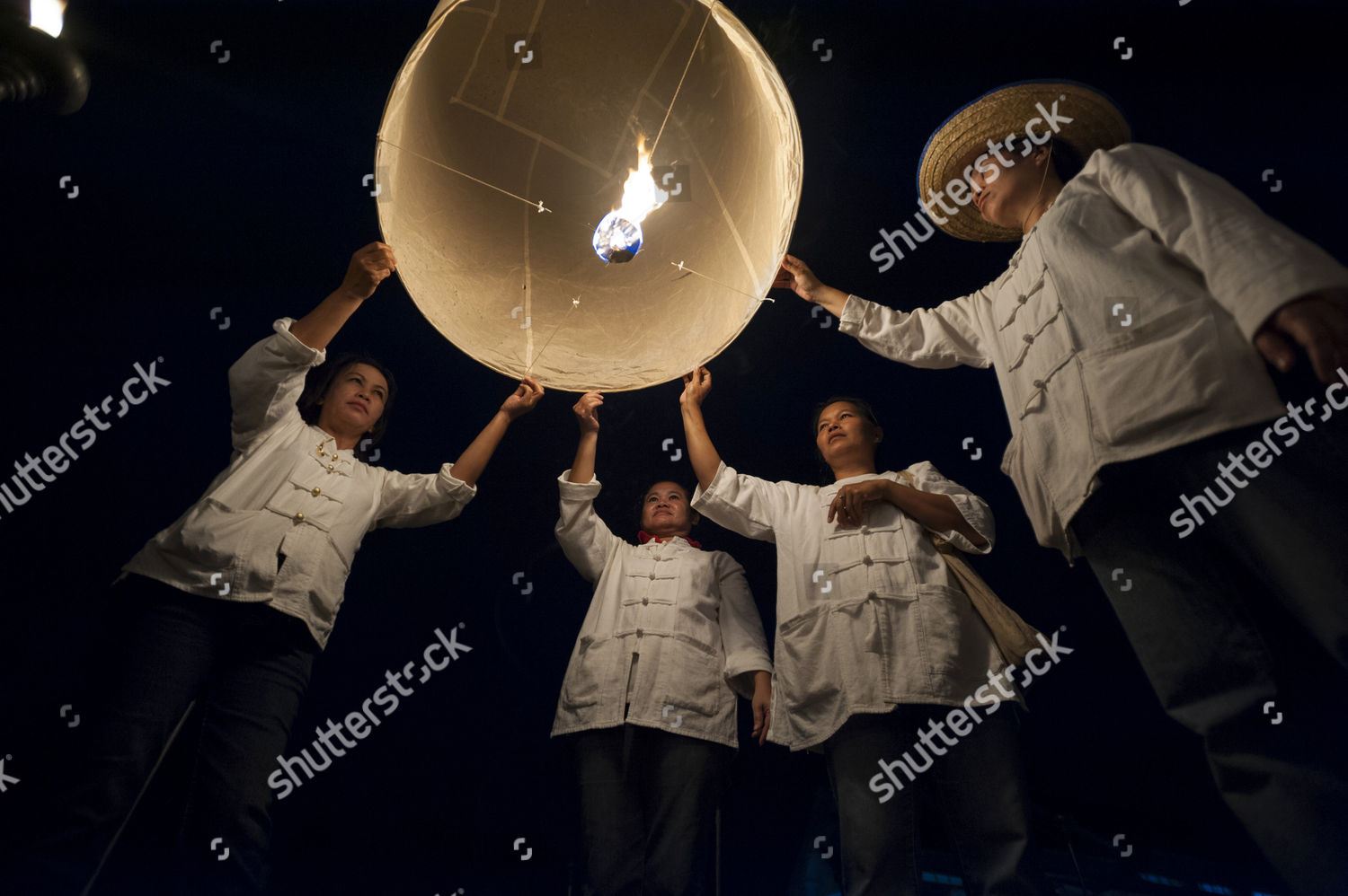 People Releasing Kongming Lantern Sky Lantern Editorial Stock Photo ...
