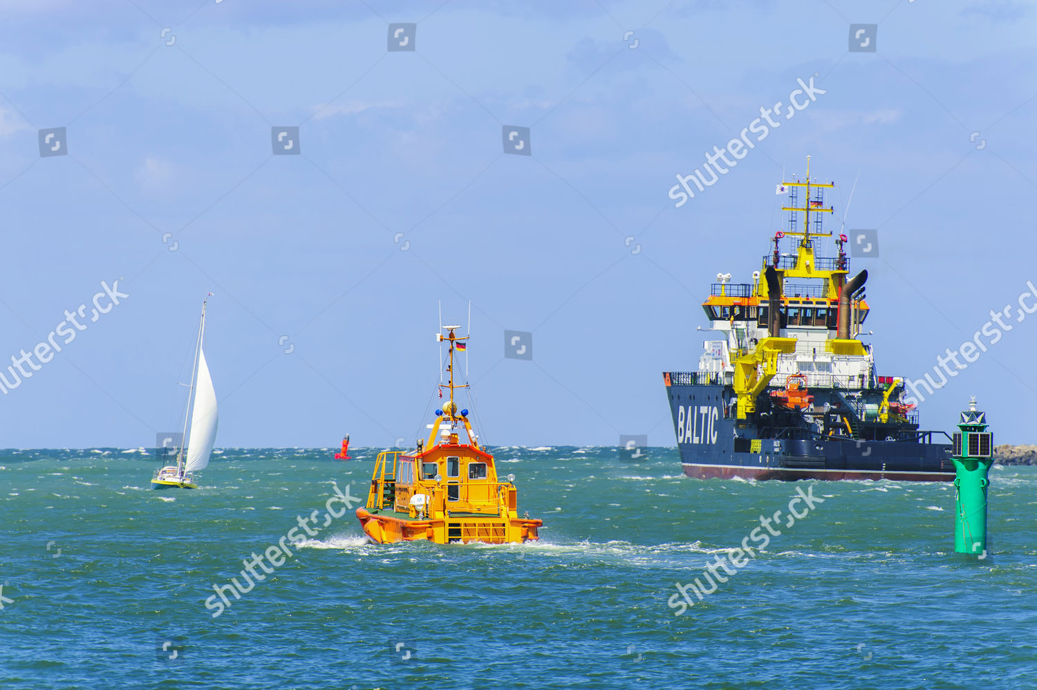 Oceangoing Tugboat Pilot Boat Yacht Leaving Editorial Stock Photo ...