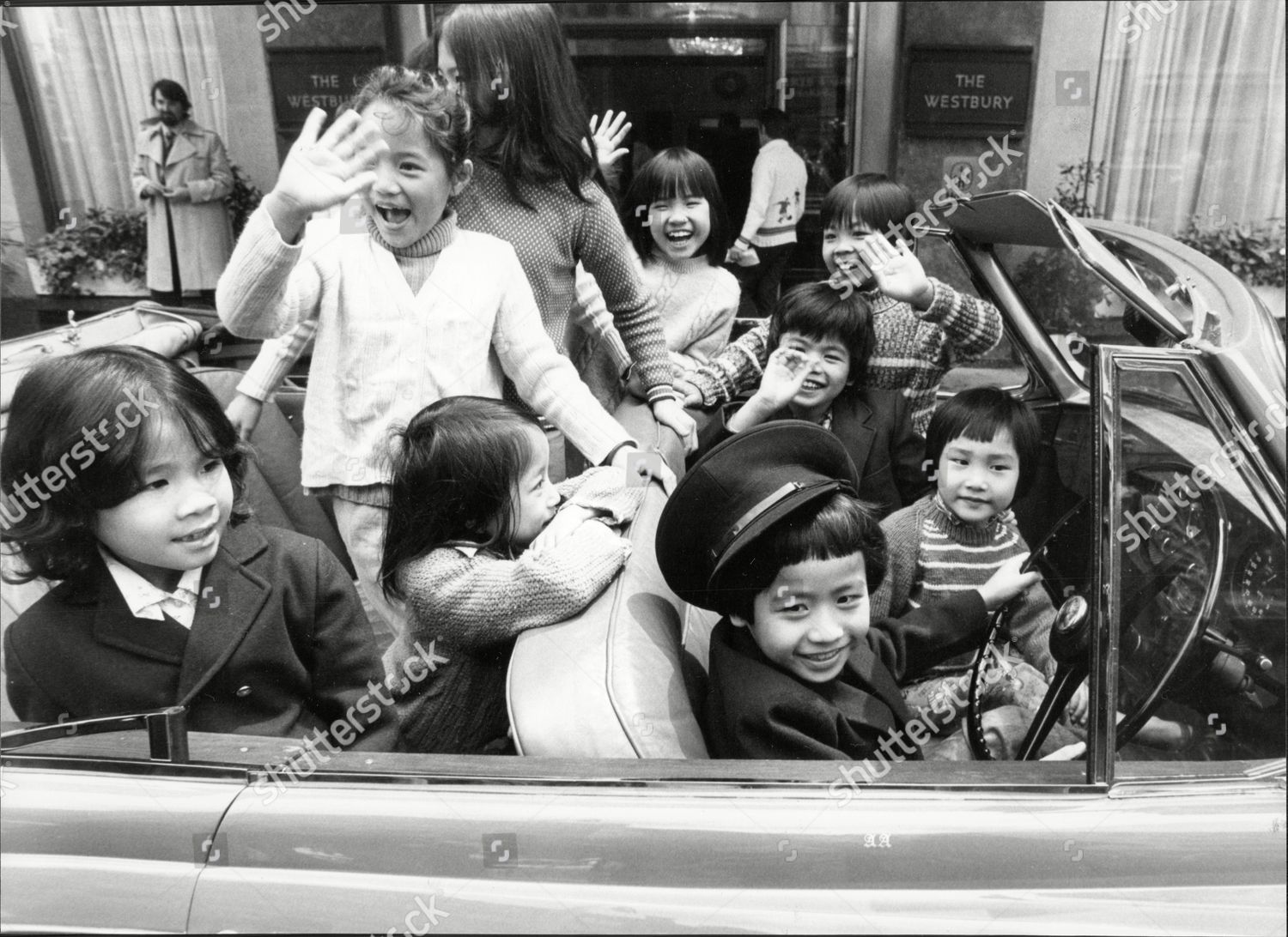 Vietnam Refugees Britain Vietnamese Refugee Orphan Editorial Stock ...