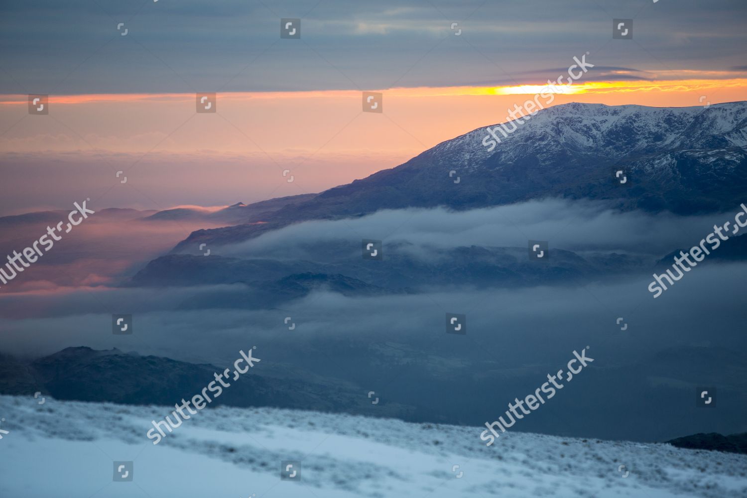 Red Screes Above Ambleside Mist Temperature Editorial Stock Photo ...