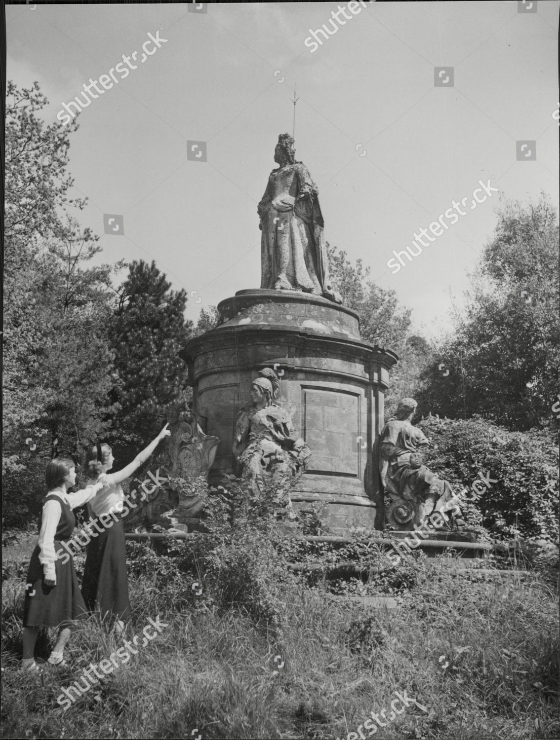 Statue Queen Anne Holmehurst Hastings Editorial Stock Photo - Stock ...