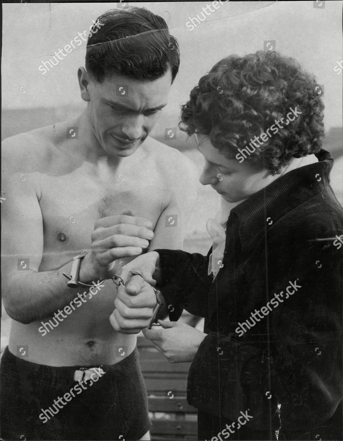 Escapology Act Showing Escapologist Nick Janson Editorial Stock Photo ...