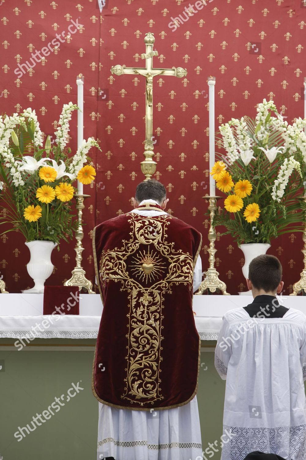Traditional Catholic Pilgrimage Mass Editorial Stock Photo - Stock ...