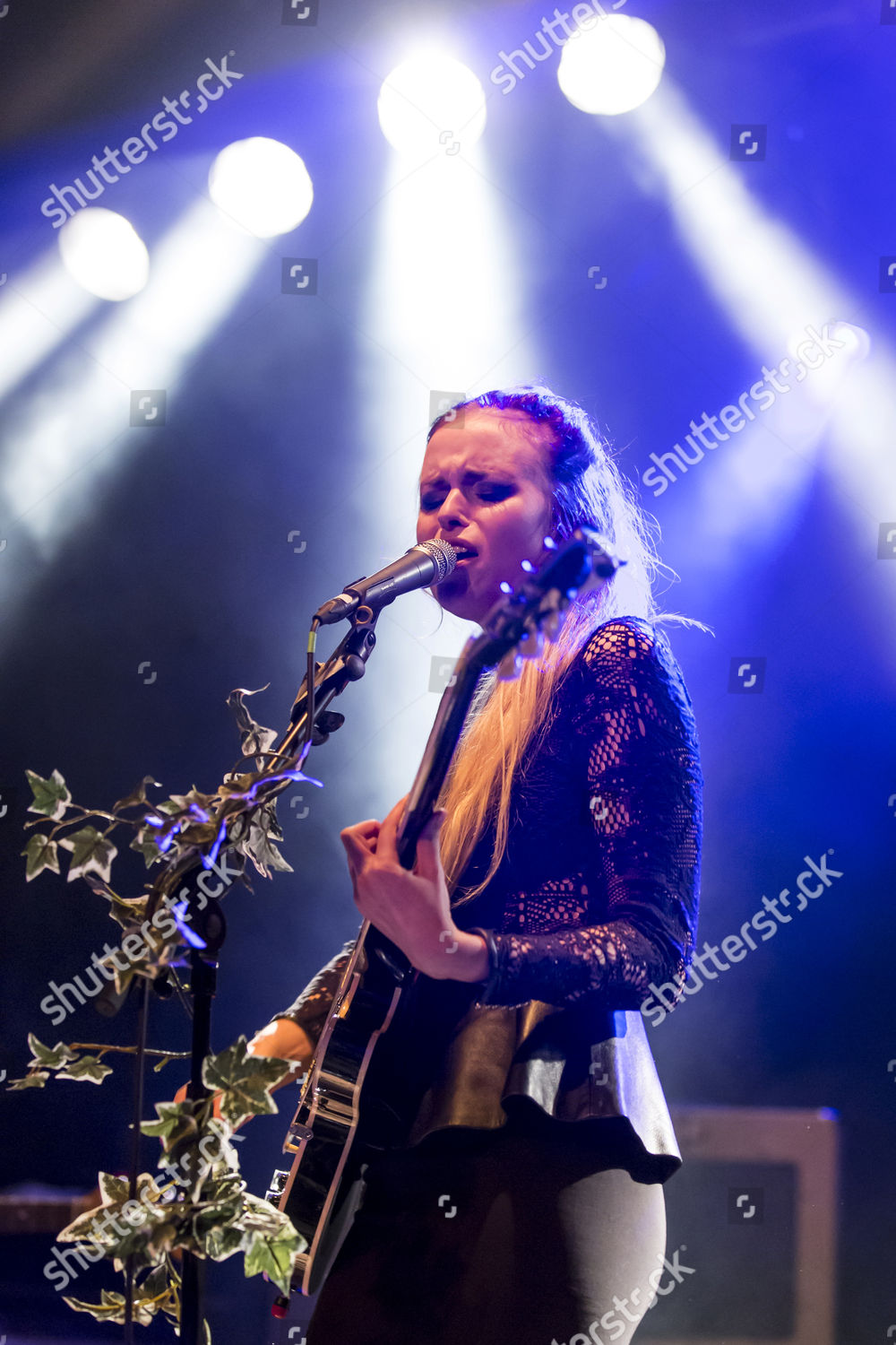 British Folkpop Singer Kyla La Grange Editorial Stock Photo - Stock ...