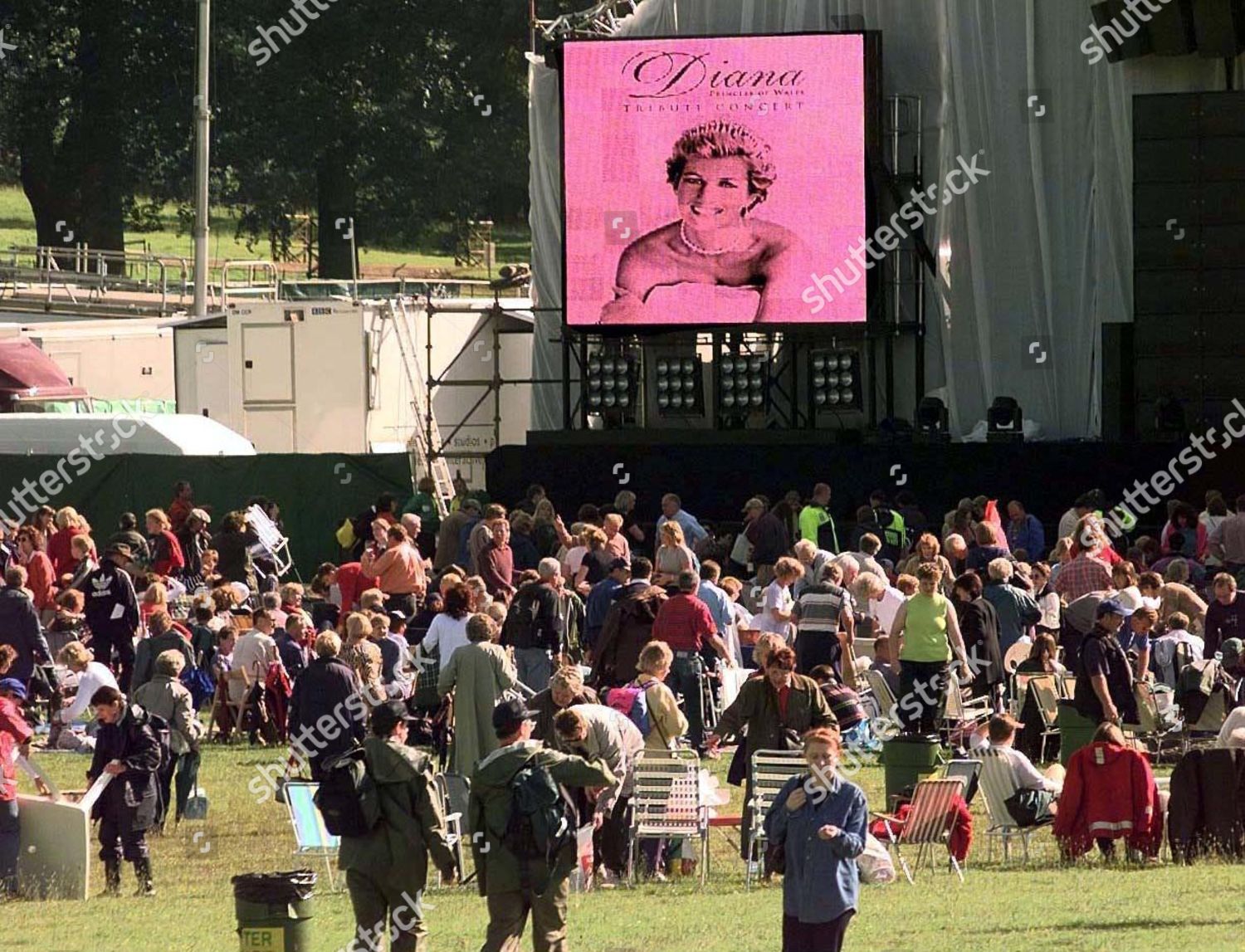 Crowd Princess Diana Tribute Concert Althorp Editorial Stock Photo ...