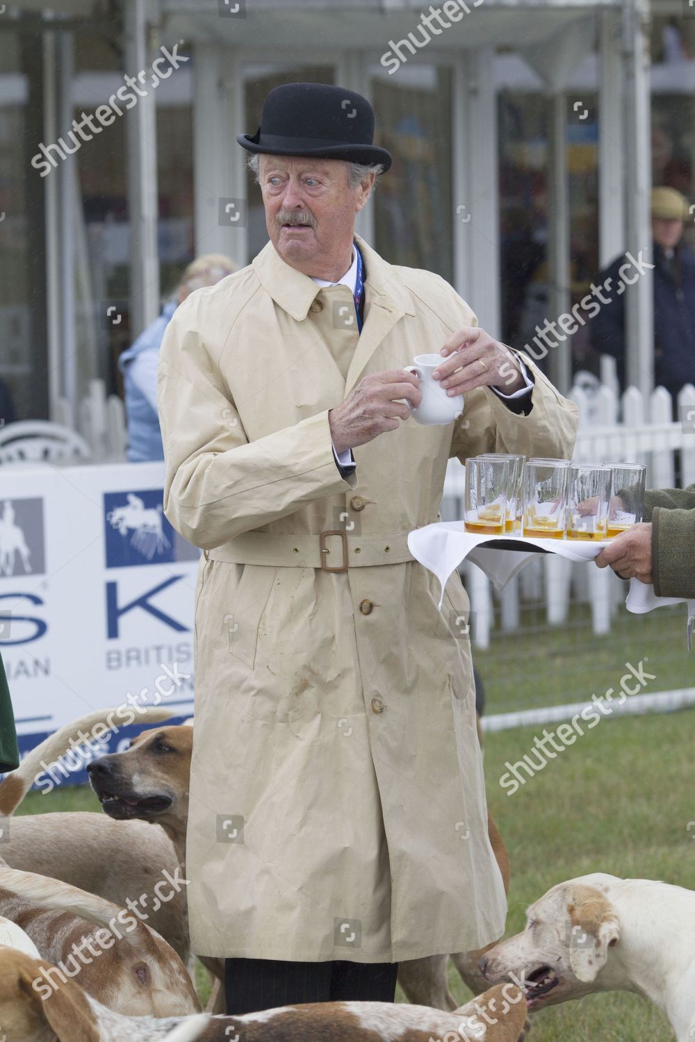 Duke Marlborough Meets Hounds Heythrop Hunt Editorial Stock Photo ...