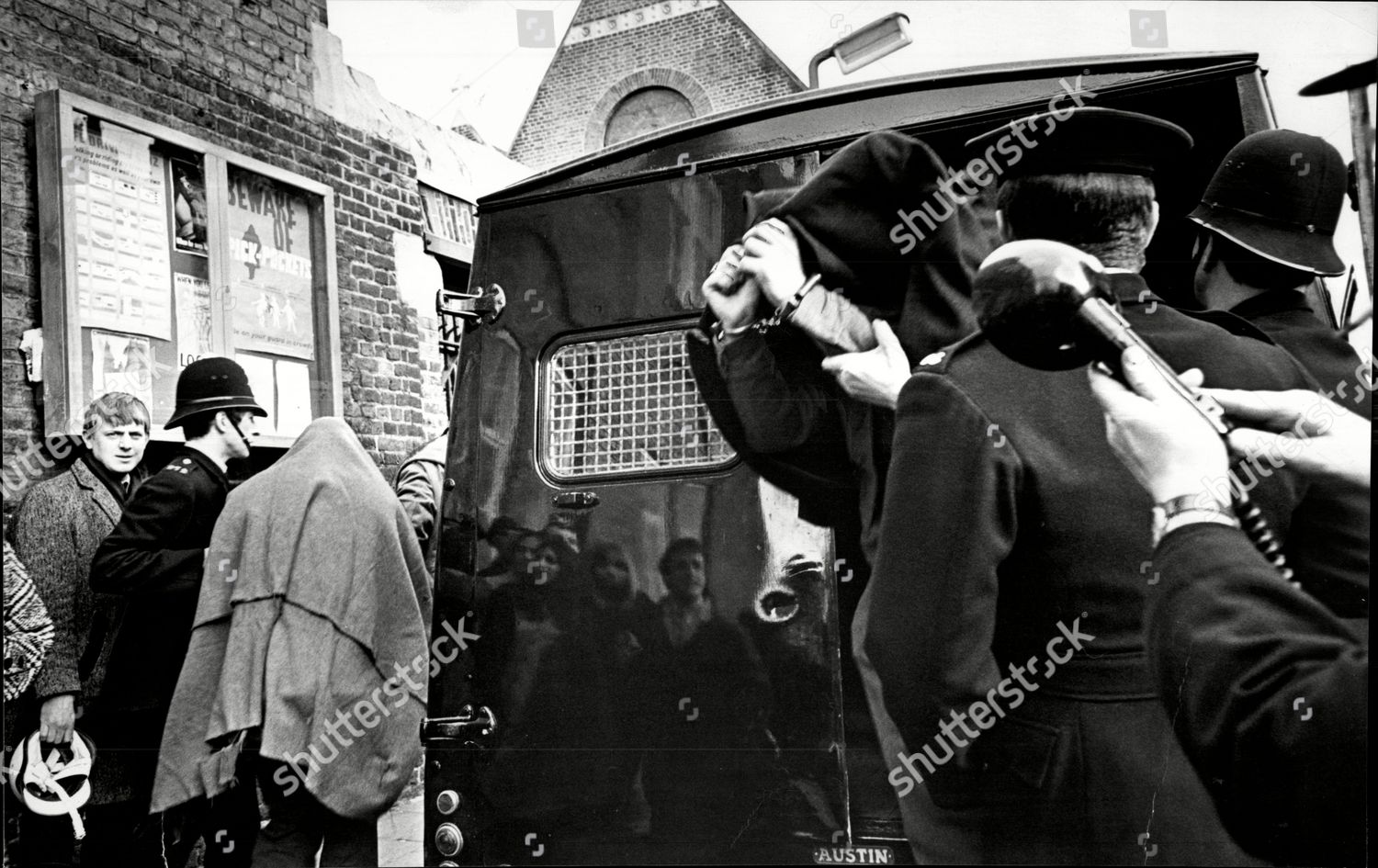 Film Robbery 1967 Robbery 1967 British Redaktionelles Stockfoto ...