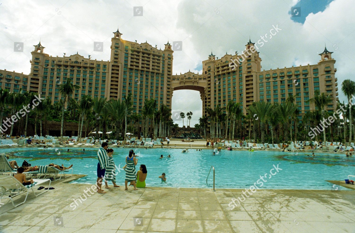 Royal Towers Atlantis Paradise Island Holiday Editorial Stock Photo ...