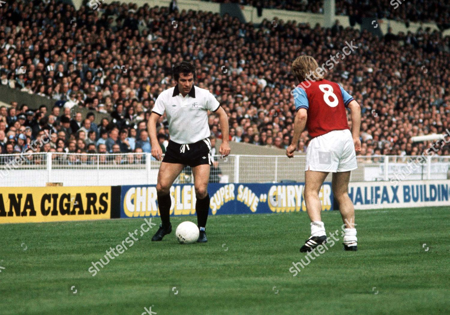Alan Mullery Fulham Graham Paddon 8 Editorial Stock Photo - Stock Image ...