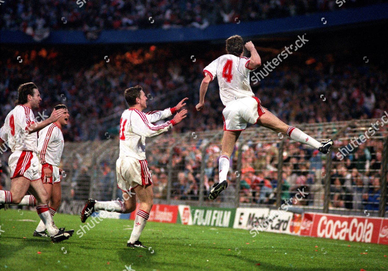 Steve Bruce Utd Celebrates Blackmore Mcclair Editorial Stock Photo ...