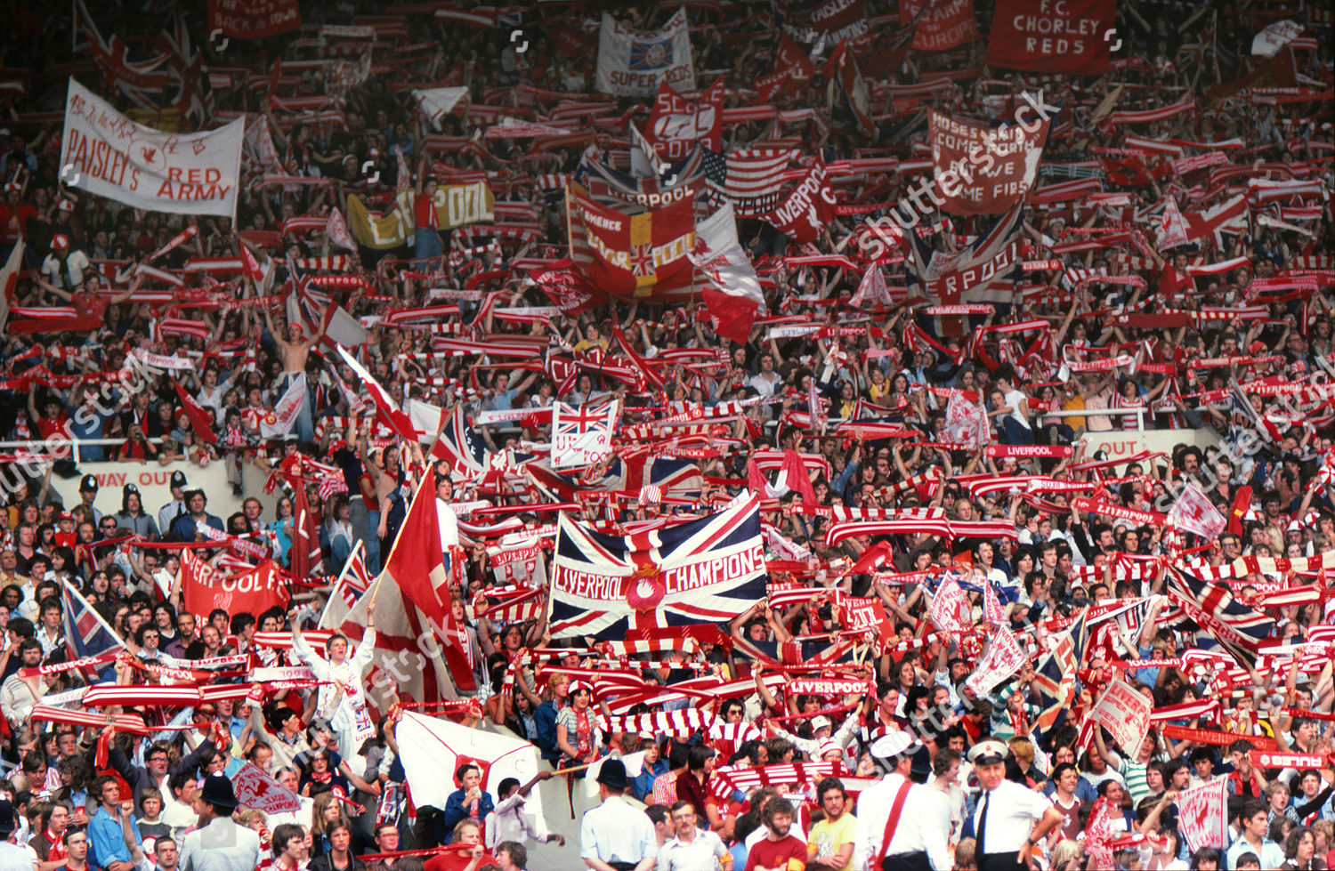 Football Fans Liverpool Liverpool Fans Waving Editorial Stock Photo ...
