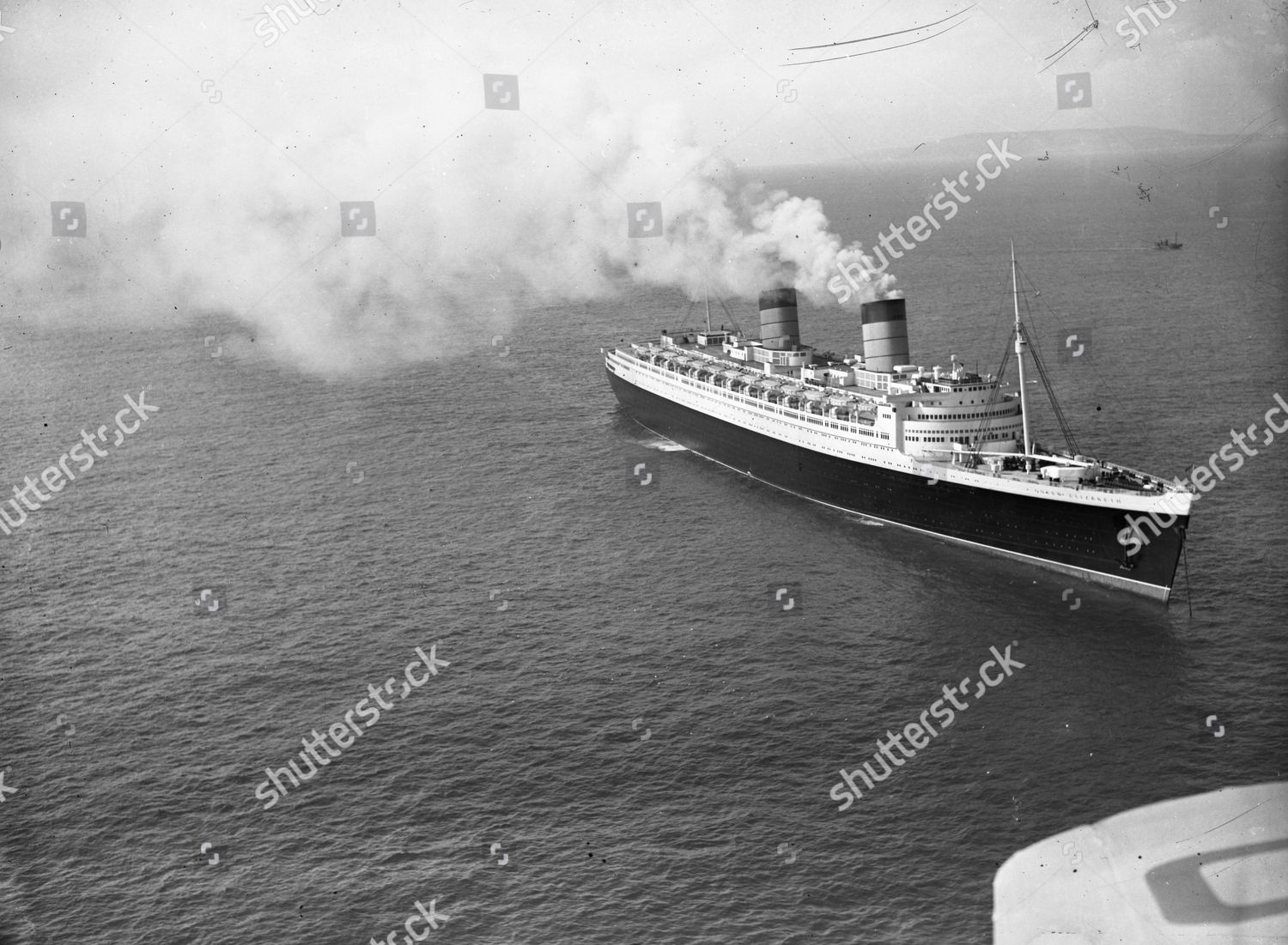 Aerial View Rms Queen Elizabeth Ocean Editorial Stock Photo - Stock ...