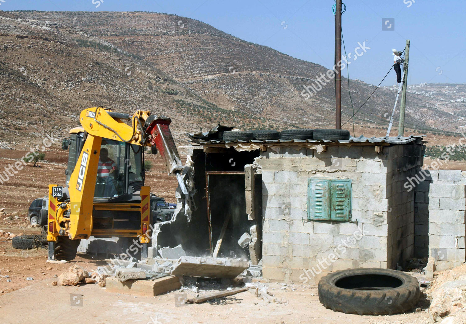 Israeli Worker Uses Bulldozer Demolish Room Editorial Stock Photo ...